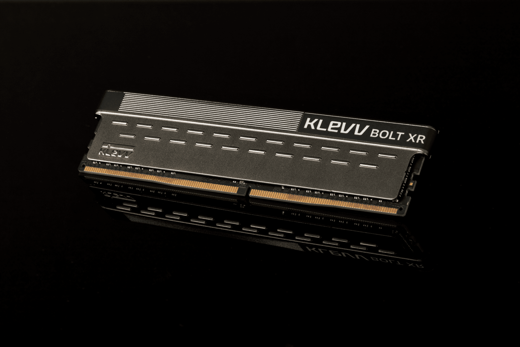 KLEVV Bolt XR 8GB DDR4 4000MHz Desktop Gaming Memory - KD48GU880-40B190B